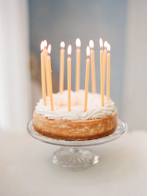 Loving Simple Cakes - The Sweetest Occasion