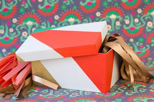 DIY Color Blocked Gift Boxes - The Sweetest Occasion