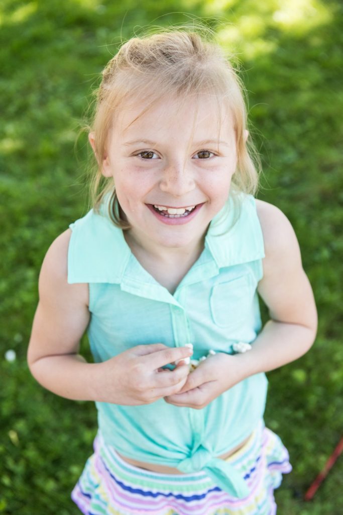 A Summer Neighborhood Lawn Party - The Sweetest Occasion