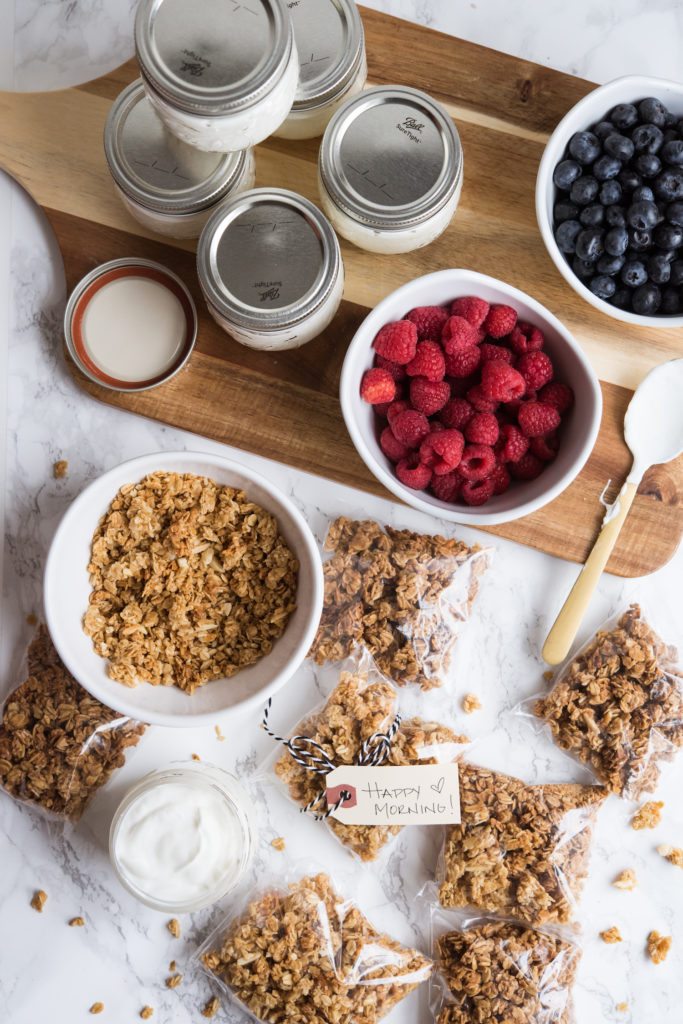 Oh What a Beautiful Morning! Granola Parfait Breakfast To-Go Jars - The ...