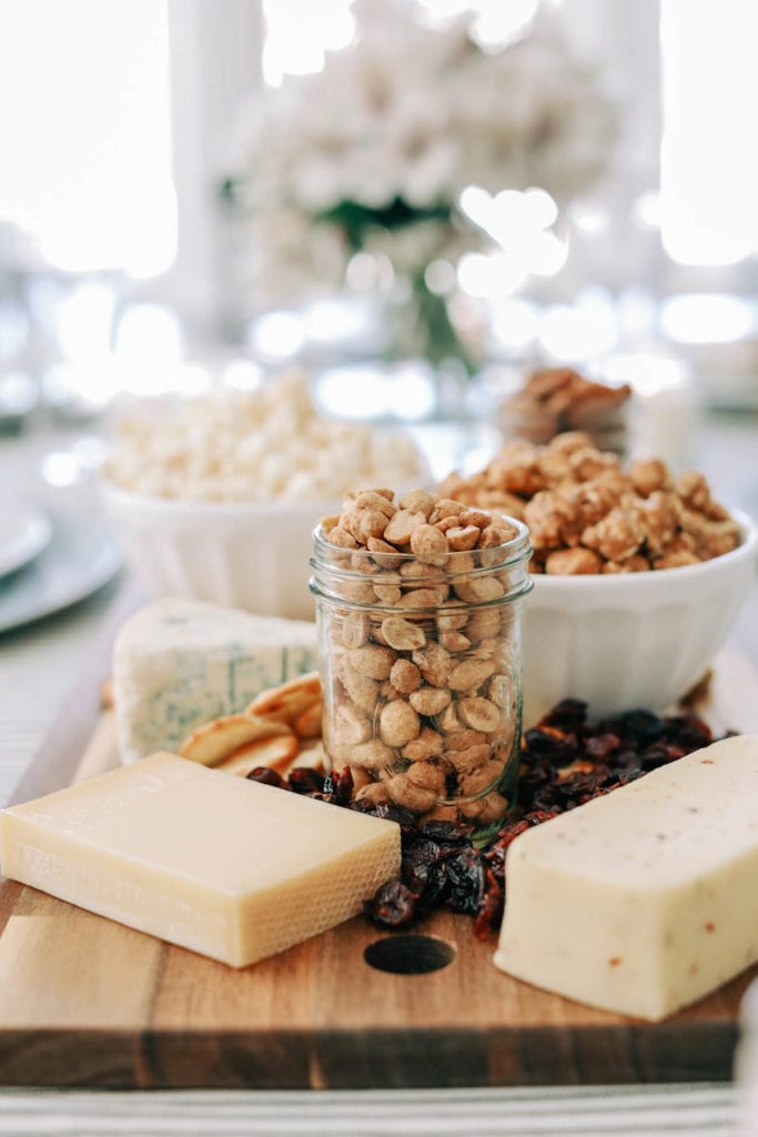Setting the Table for a Casual Dinner Party - The Sweetest Occasion