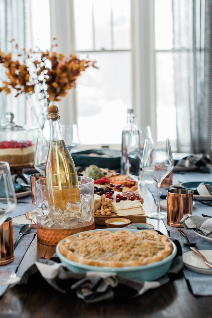 Simple + Elegant Thanksgiving Table Decor - The Sweetest Occasion